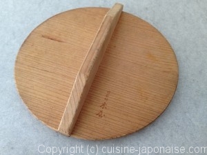 OTOSHIBUTA (PETIT COUVERCLE) | cuisine-japonaise.com